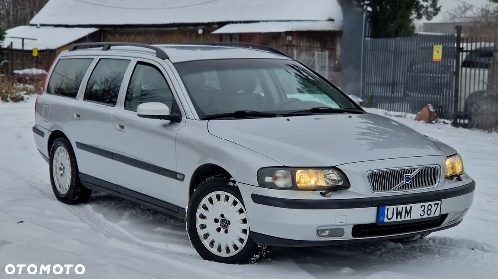 Używane Volvo V70 - 10 900 PLN, 310 200 km - Otomoto