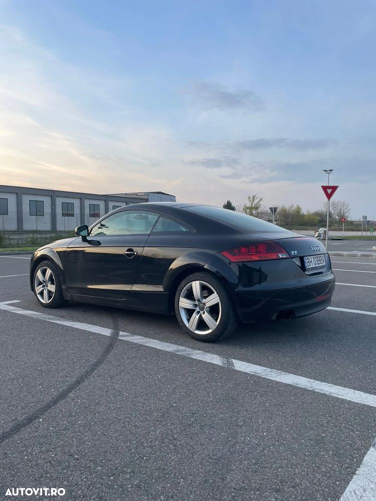 Second hand Audi TT - 7 000 EUR, 230 000 km - Autovit