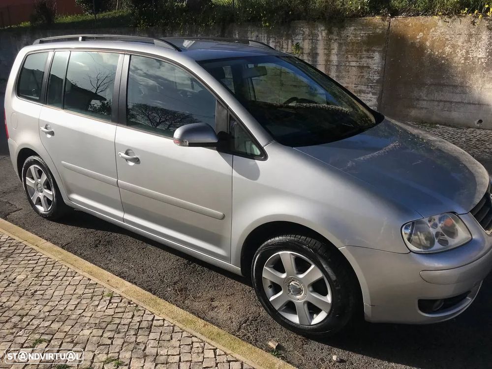 Usados VW Touran - 3 500 EUR, 187 307 km, 2006 | Standvirtual