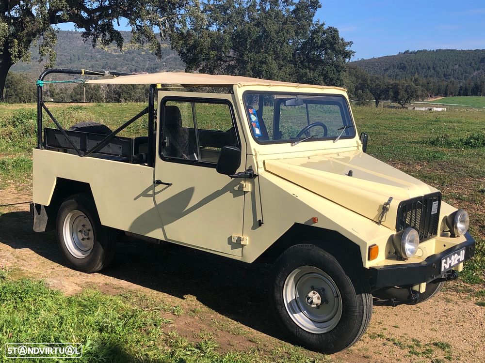 Usados UMM Cournil - 12 500 EUR, 150 000 km, 1984 - Standvirtual