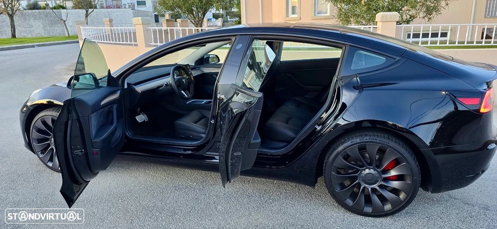 Usados Tesla Model 3 - 45 500 EUR, 22 550 km, 2022 - Standvirtual