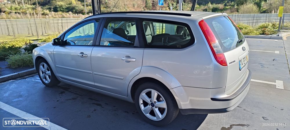 Usados Ford Focus SW - 4 300 EUR, 103 500 km, 2007 - Standvirtual