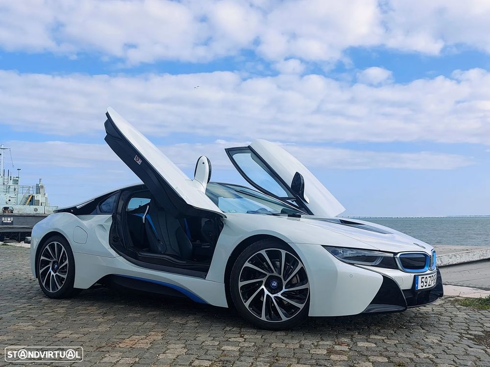 Usados BMW i8 - 66 500 EUR, 39 000 km, 2016 - Standvirtual