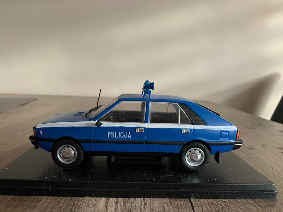 Polonez Milicja Hachette Konwersja kultowe auta prl model 1:24 Płock ...