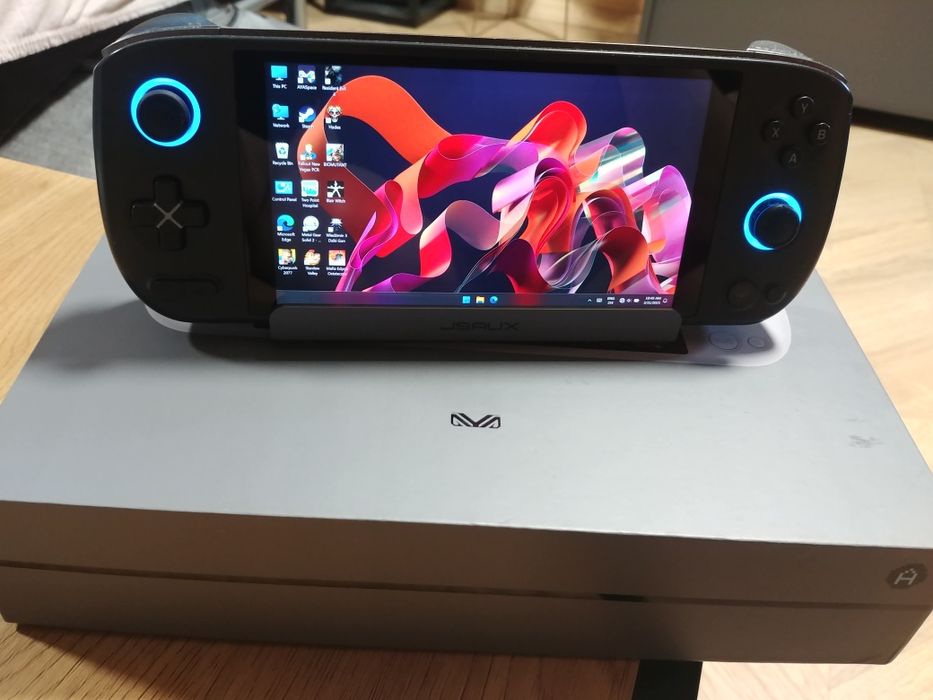 Konsola przenośna Ayaneo AIR Plus Ryzen Win Steamdeck Legion Switch Łeba • OLX.pl