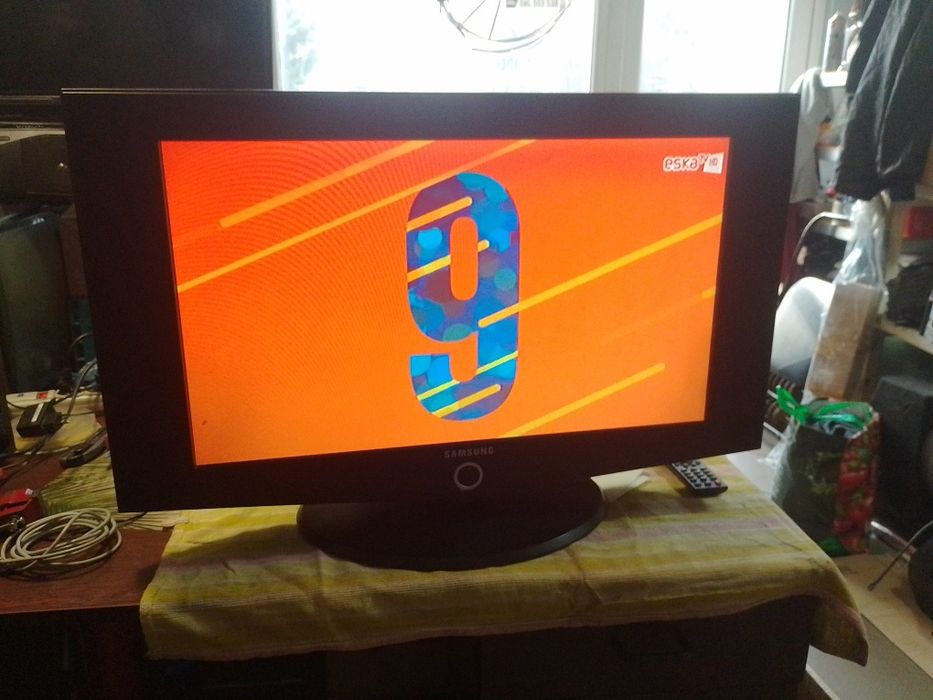 Telewizor LCD 27" Wągrowiec • OLX.pl