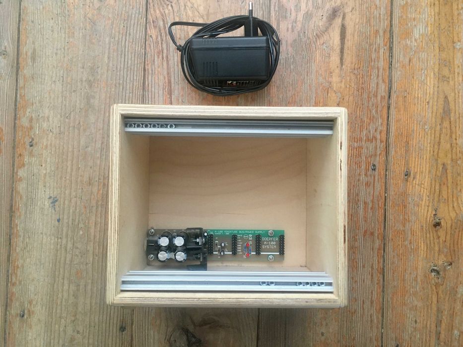 Doepfer A-100 miniature case - Modular Eurorack Misericórdia • OLX Portugal