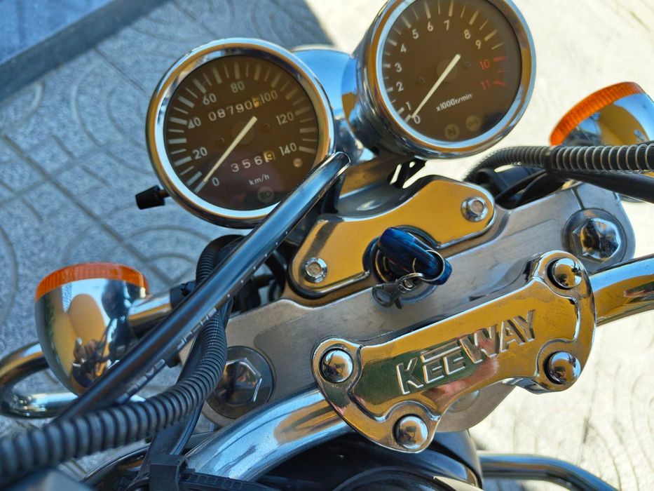 Mota Keeway Superlight 125cc de 2008 só 9000km Amarante • OLX.pt