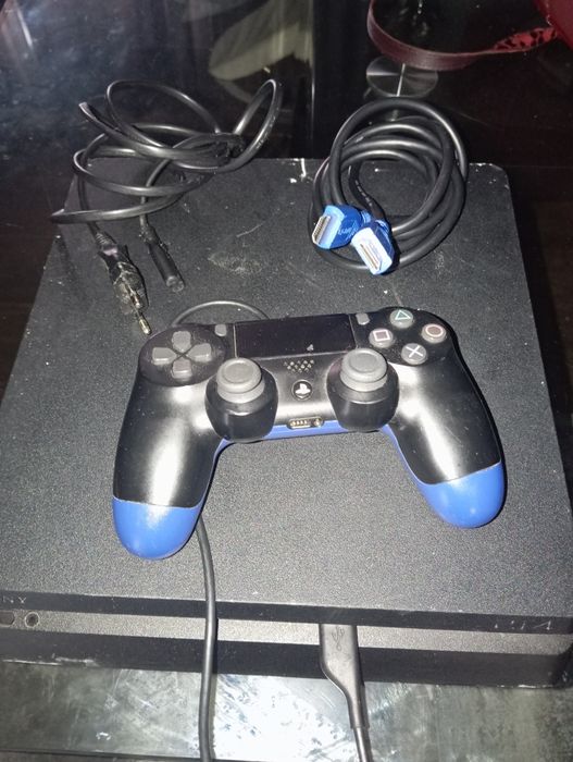 PlayStation 4... Odivelas • OLX.pt