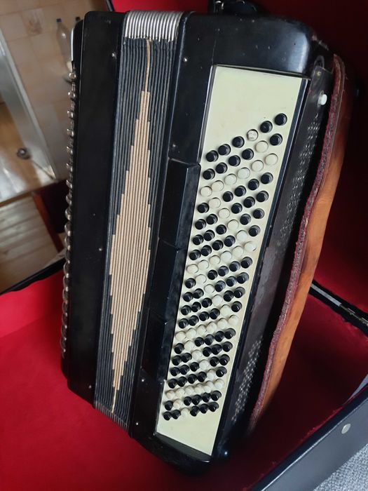 Akordeon Firotti 120 basów Rachwałowice • OLX.pl