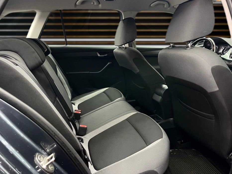 Skoda Fabia Break 1.4TDi - c/Garantia - 143€ p/mês Algueirão-Mem ...