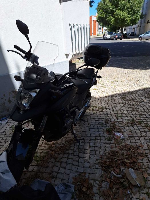 Mota Honda NC700x /35kw carta A2 Olivais • OLX Portugal