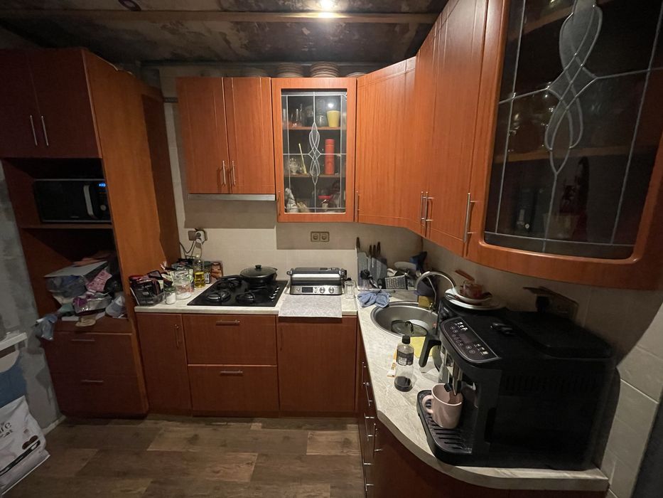 Кухня кутова б у витяжка варочна поверхонь газ мийка 9 500 грн Кухонні меблі Київ на Olx