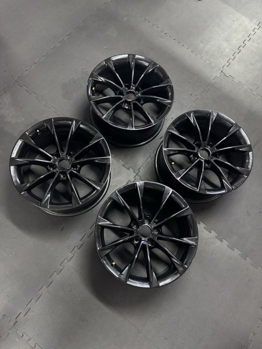 Felgi Ronal 18 cali 5x112 czarny połysk Łomna • OLX.pl