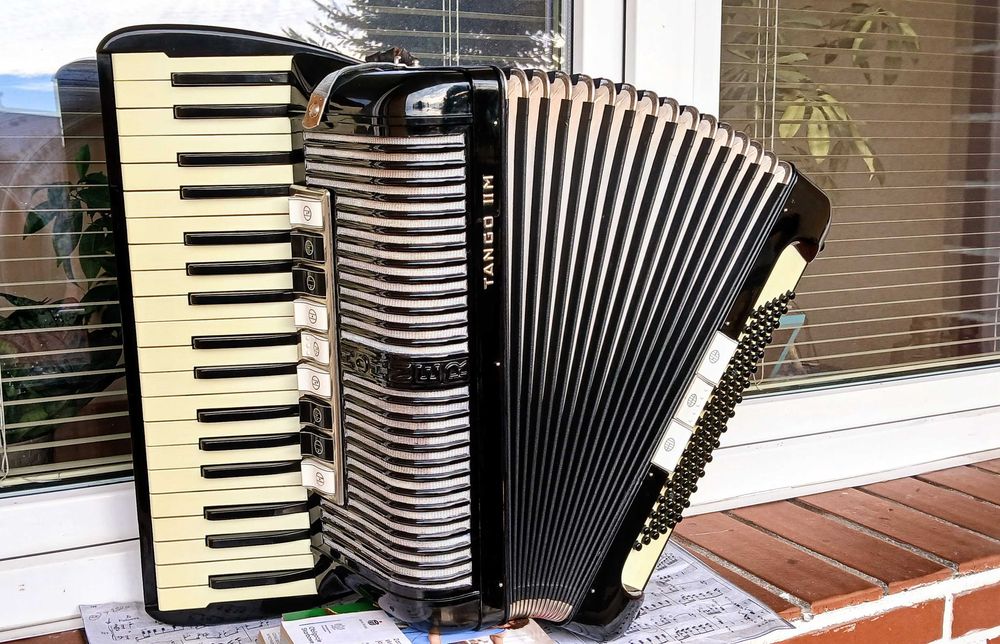 Akordeon HOHNER TANGO IIM 96 basów Białystok Piasta I • OLX.pl