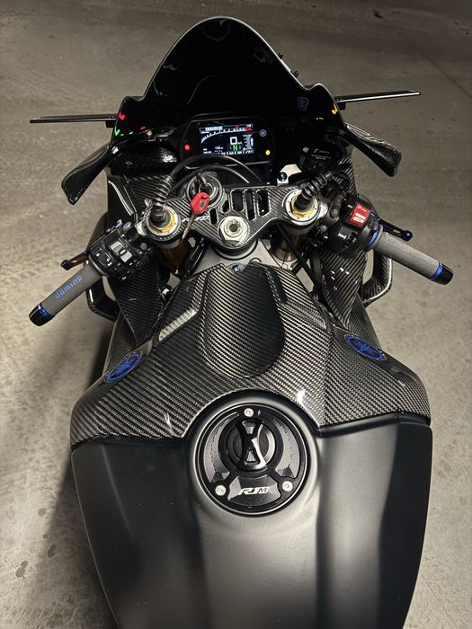 Yamaha R1M 2023: 30 500 $ - Мотоцикли Київ на Olx