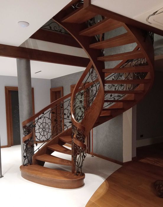 Schody giete drewniane krecone kute balustrady Tokarnia • OLX.pl