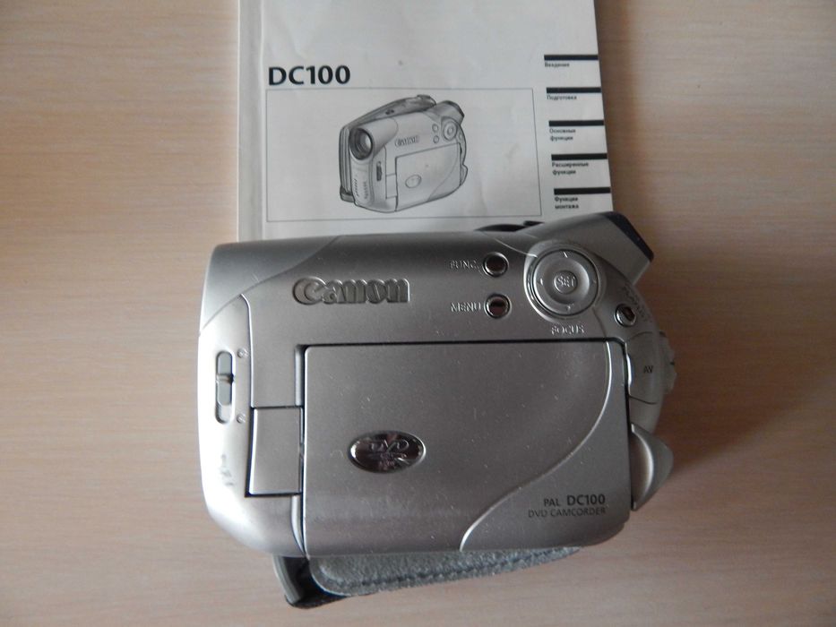 Видеокамера Canon DC 100: 300 грн. - Відеокамери Львів на Olx