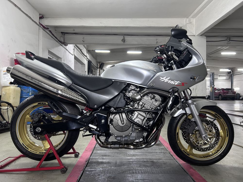 Olx honda hornet store
