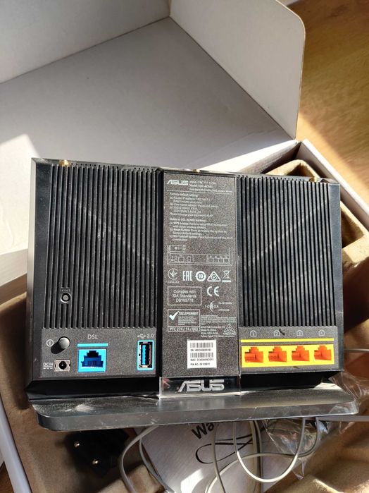 Asus DSL-AC68U AC1900 Dual Band ADSL/VDSL Gigabit WiFi Modem Router ...