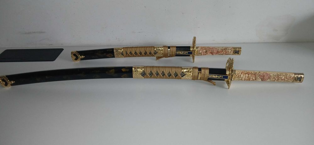 Catanas/Espadas Del Dragon Imperial Penafiel • OLX Portugal