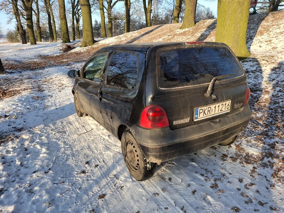 Czarne Twingo 2000r Kobylin • OLX.pl