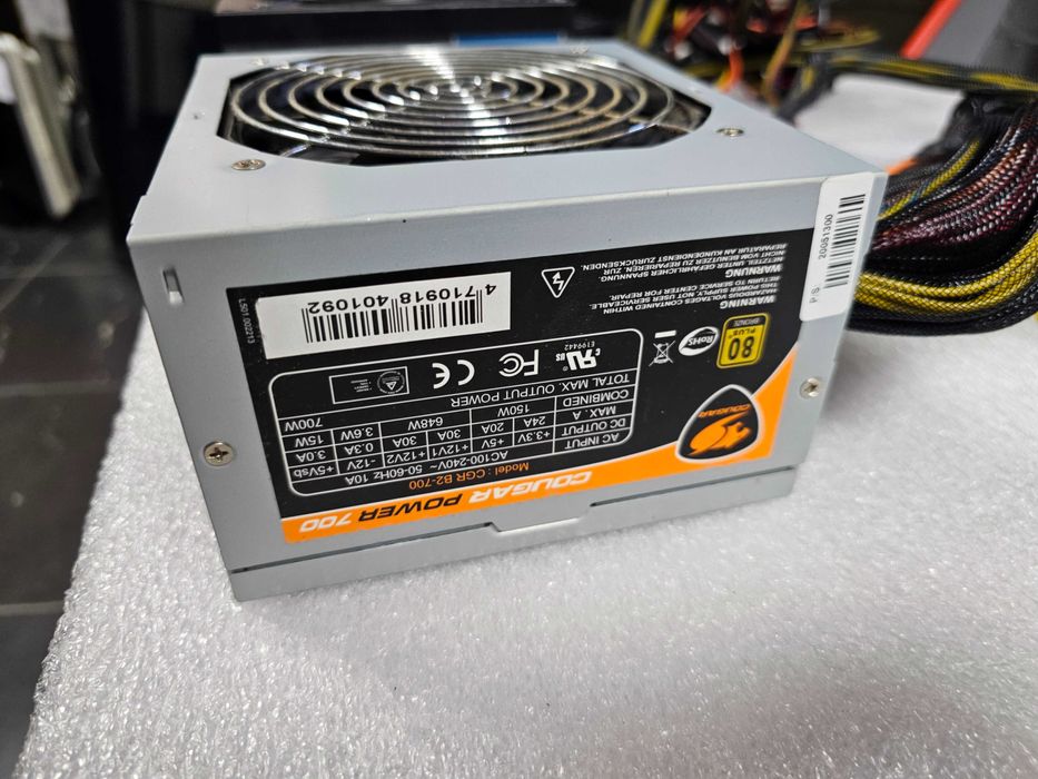 OCZ ZS Series 750W (OCZ-ZS750W-EU) / COUGAR 700W 80+ Bronze: 1 150 грн. - Комплектуючі та ...