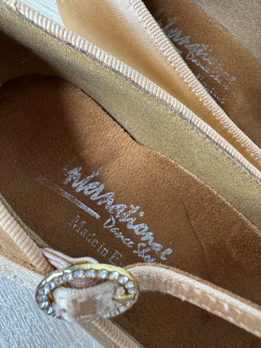 Туфлі для бальних танців 4 000 грн Інші туфлі Тернопіль на Olx