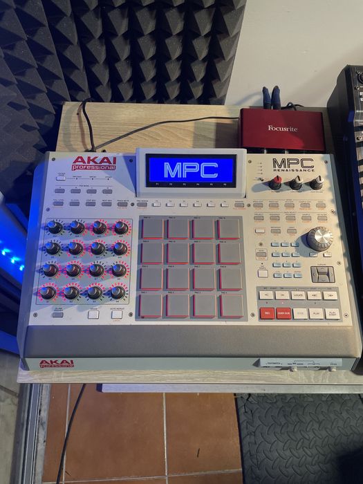 AKAI MPC Renaissance Amora • OLX Portugal
