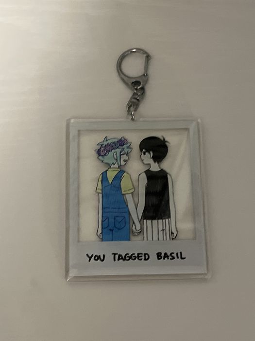 Brelok OMORI - "You tagged Basil" Mostówka • OLX.pl