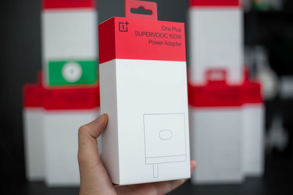 OnePlus SUPERVOOC 160W Power Adapter with Type-C to Type-C White (CN ...