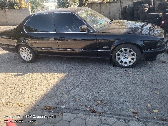 Продам BMW 735 1990: 1 600 $ - BMW Суми на Olx