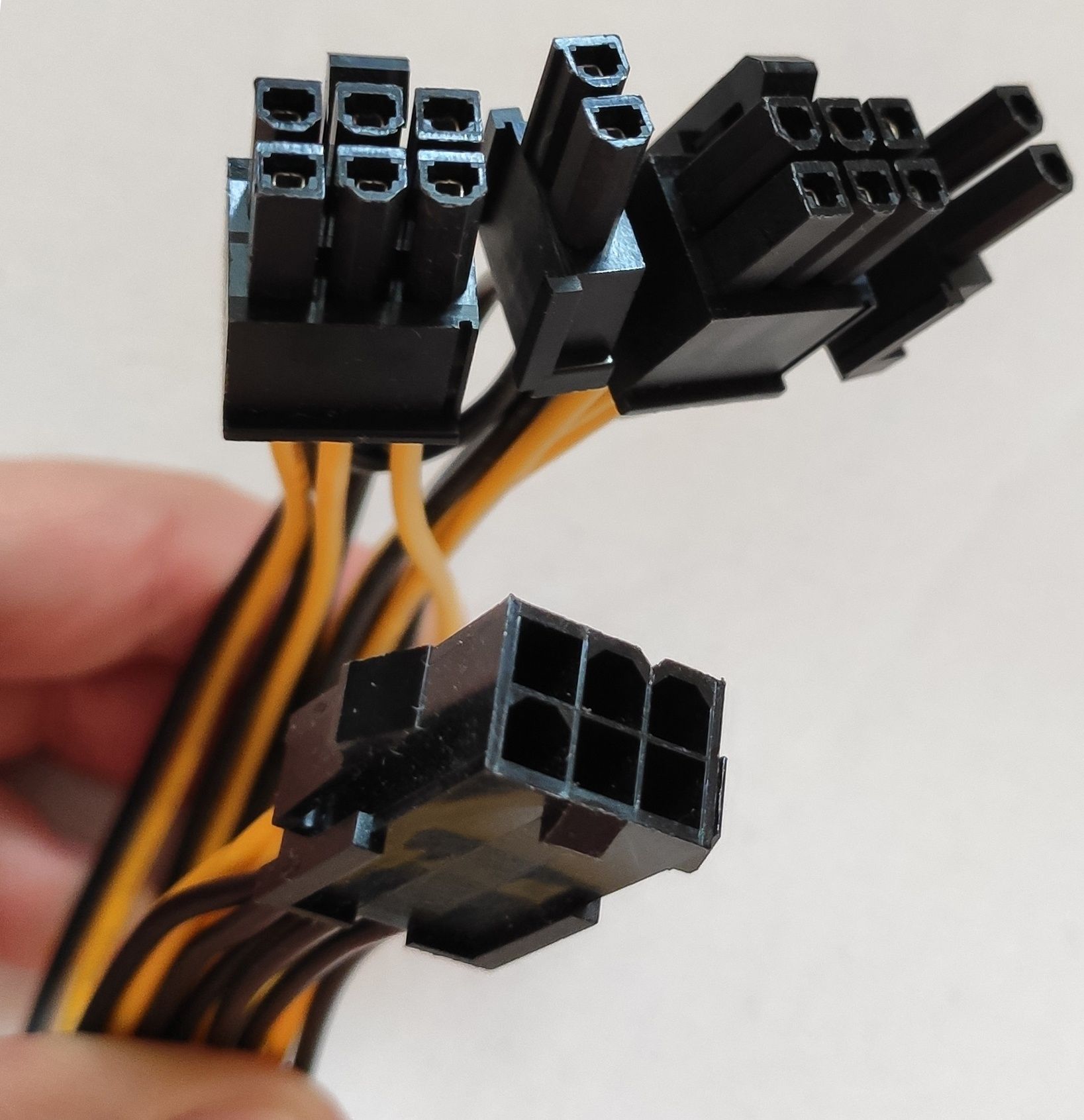 Переходник GPU 6-pin to 2x8-pin (6+2) для видеокарт PCI-E: 111 грн ...