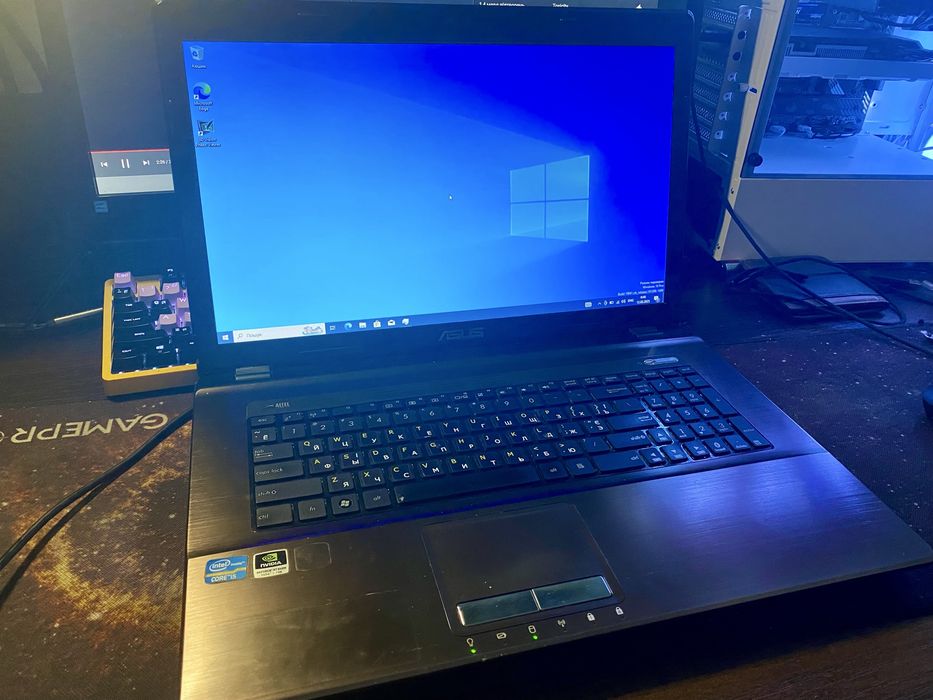 Ноутбук Asus x73s i5-2410m GT540M 4гб озу 500гб: 2 700 грн. - Ноутбуки ...