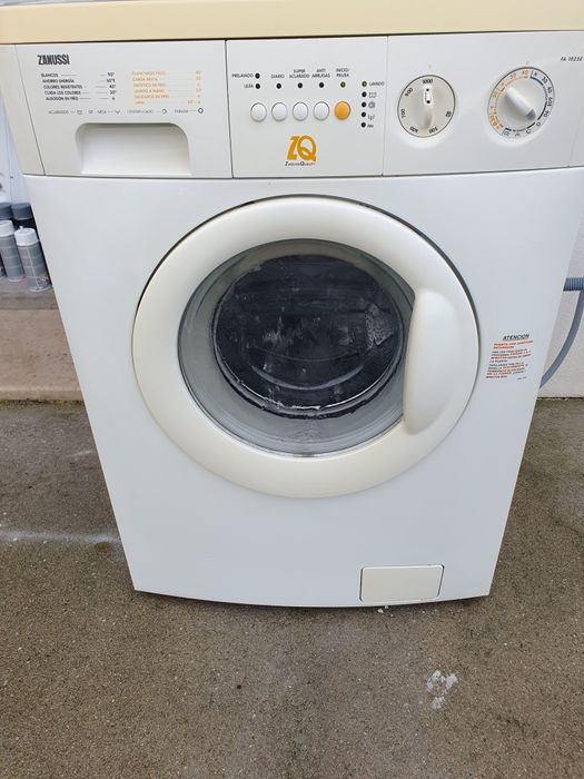 Maquina Lavar Roupa Zanussi como Nova Riachos • OLX.pt
