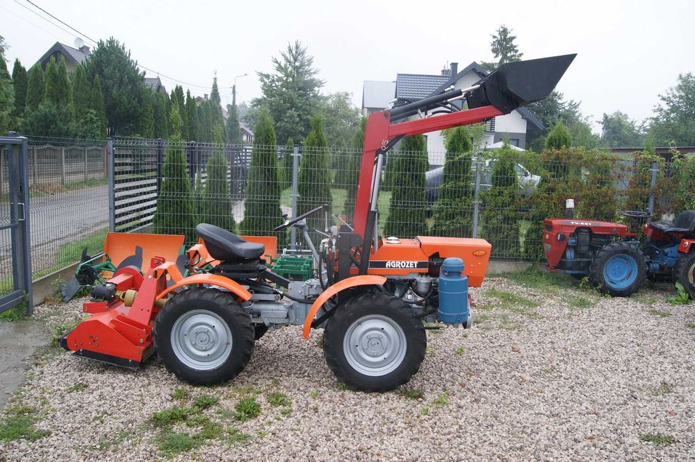 TZ-4K-14 traktorek ogrodniczy ładowarka zamiana tv521 kubota avant Osiny • OLX.pl