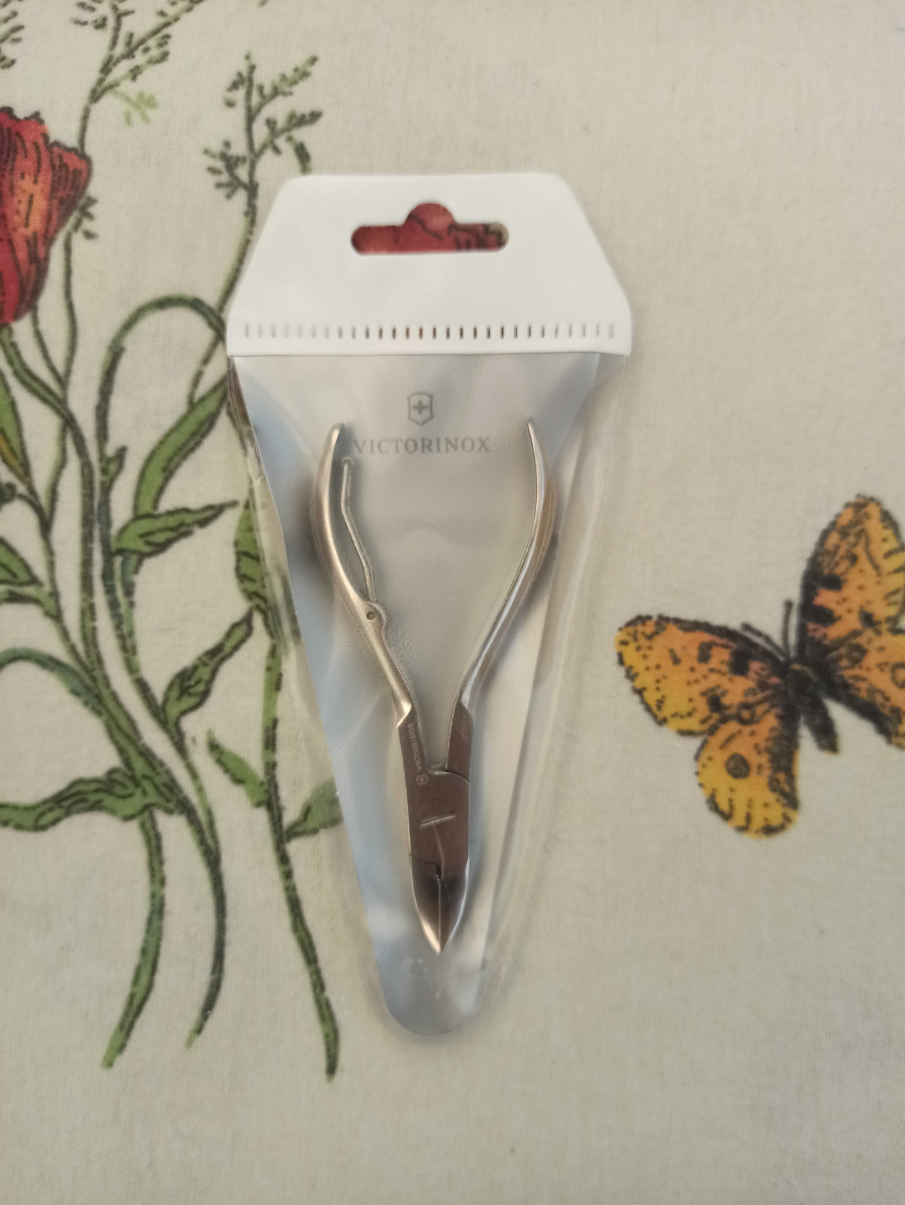 Щипцы маникюрные профессиональные 11 см Victorinox 8.2023.11 Швейцария ...
