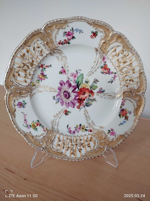 Patera KPM Berlin cudowne kwiaty złocenia reliefy kartusze 1927 Bydgoszcz • OLX.pl