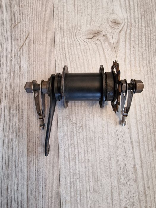 Piasta tylna do roweru z hamulcem nożnym Świdwin • OLX.pl