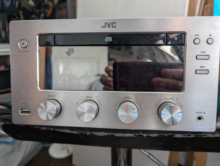 JVC UX-D150 – Micro Hi-Fi com Válvulas, Bluetooth, CD e USB São ...