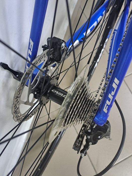 Шосе Fuji Roubaix Disc 1.3, Shimano 105, carbon Вилка, road, ендюренс ...