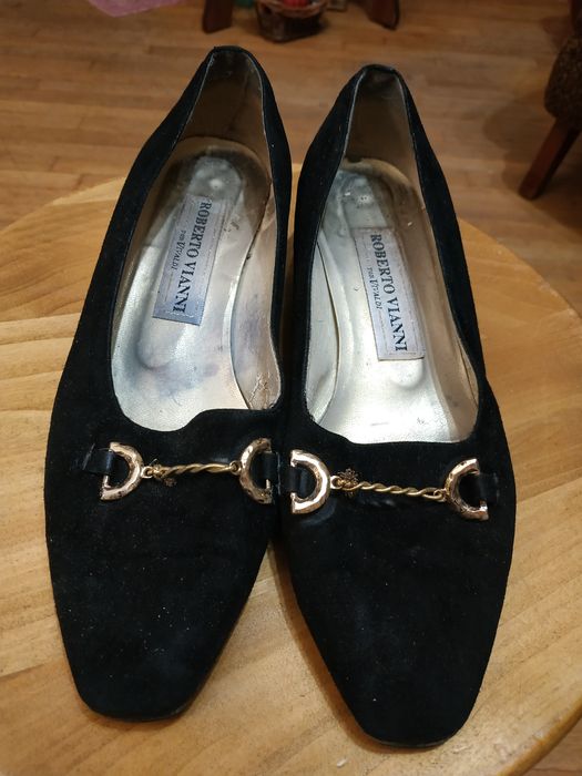 Туфли кожаные на удобном каблучке 100 грн Інші туфлі Київ на Olx