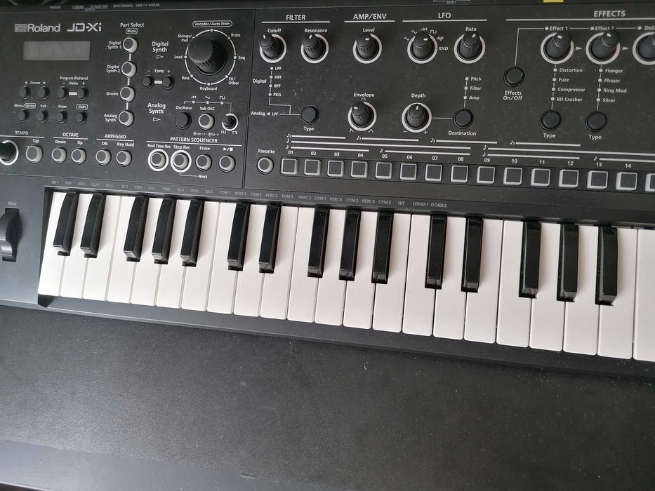 ROLAND JD XI - Syntezator Analogowo-Cyfrowy Sekwencer Wokoder OVERLAY ...