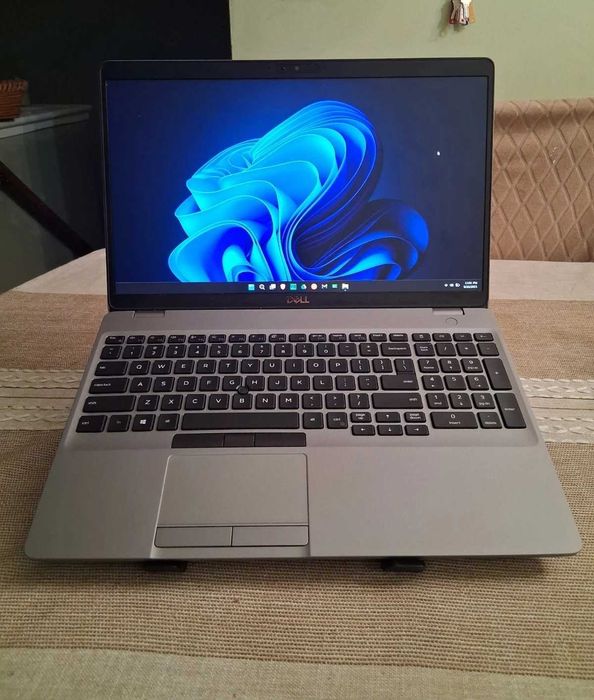 Dell precision 3551 Intel Core i7 10850H відеокарта NVIDIA Quadro P620 ...