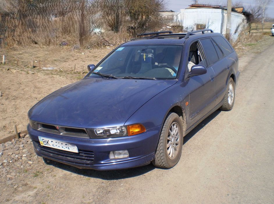 Mitsubishi Galant'97: 1 700 $ - Mitsubishi Ровно на Olx
