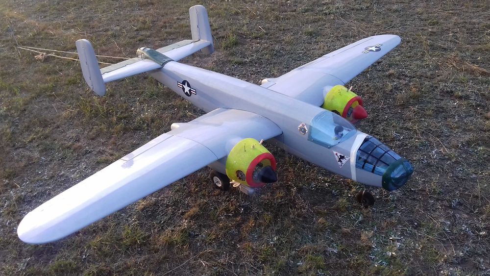Samolot rc b-25 mitchel gotowy do lotu Drężewo • OLX.pl