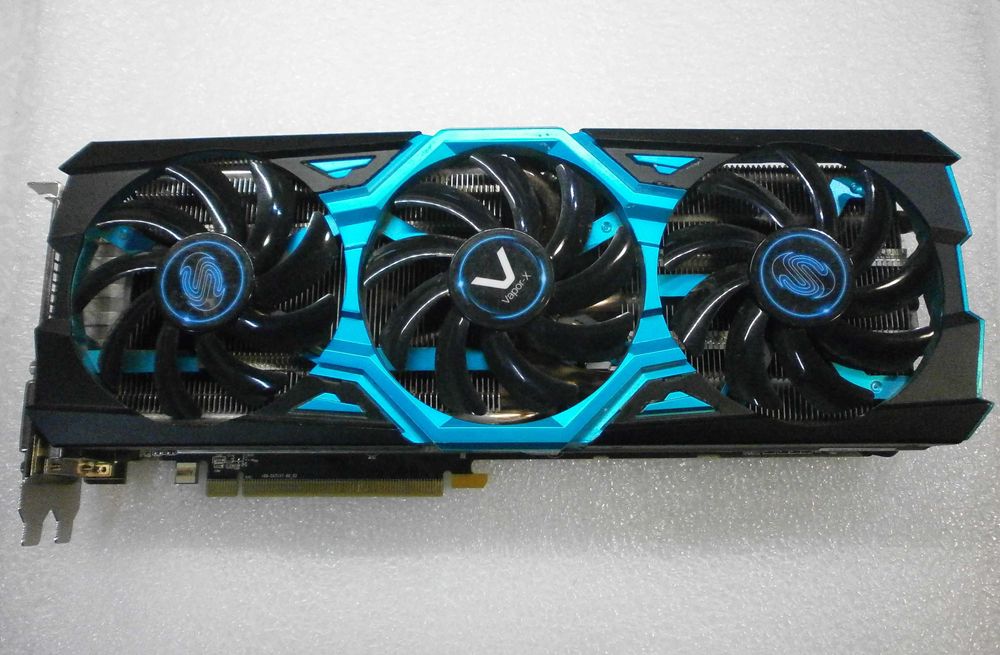 Sapphire AMD R9 290 4GB 512bit DDR5 Vapor-X: 1 800 грн. - Комплектуючі ...