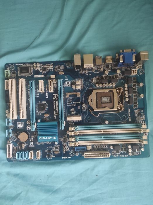 Материнська плата Gigabyte GA-H77-DS3H (s1155, Intel H77, 2 х PCI-Ex16 ...