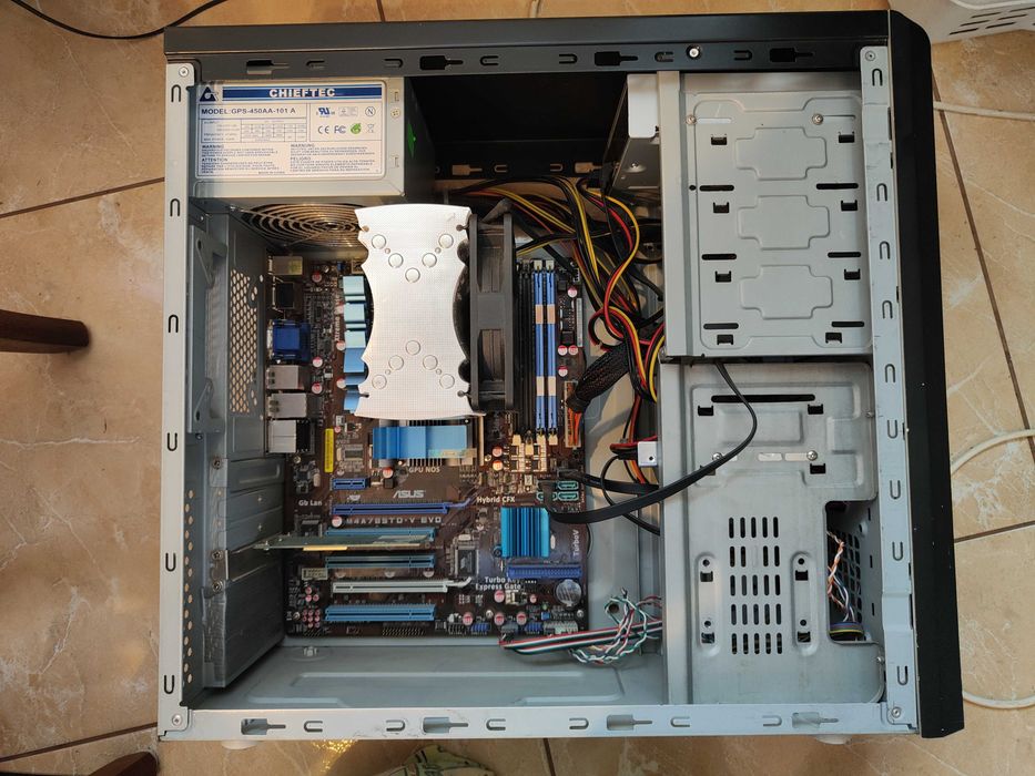 100% sprawny komputer stacjonarny + monitor LG 22” + mysz + klawiatura ...