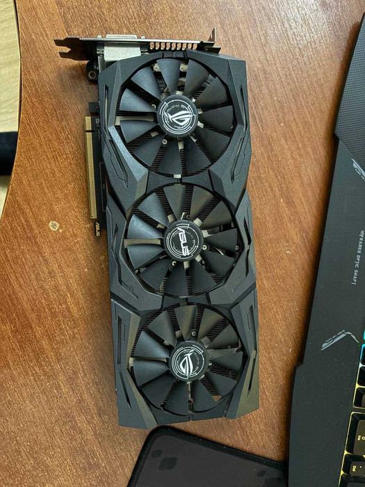 Asus ROG STRIX 1080TI: 5 700 грн. - Комплектуючі та аксесуари Харків на Olx